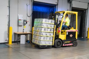 Warehouse Associate Job Description, Duties & Info. (2024)