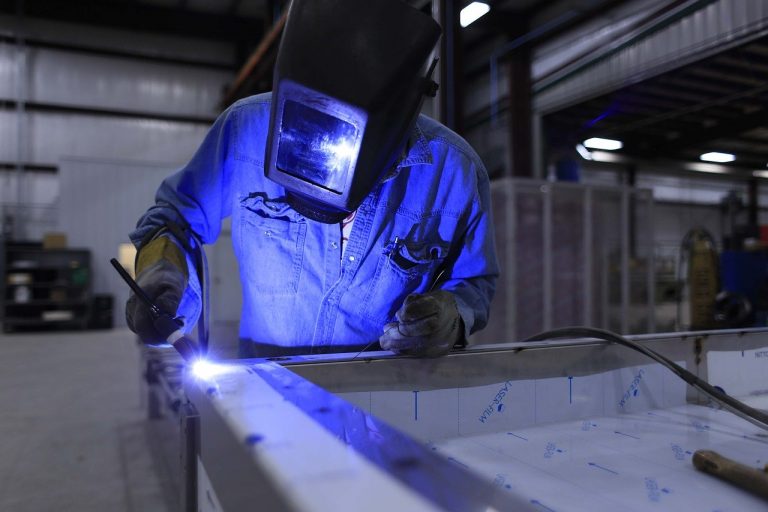 An Introduction to SMAW – Shielded Metal Arc Welding - Vocational Training