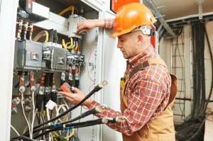 Online Electrician Training Programs - Get Your Certification Online ...
